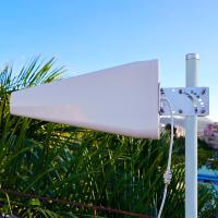 China 11dBi 4G LTE Outdoor Antenna 698-2700MHz High Gain with N Female Connector for 2.4GHz 5GHz for sale