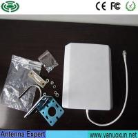 China 2.4GHz Outdoor WiFi Repeater Antenna 12dBi High Gain Vertical Horizontal Polarization for sale