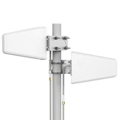 China Yetnorson 600-2700MHz Outdoor LPDA Panel Antenna 12dBi Gain 4G LTE WiFi Directional for sale
