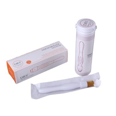 China Gold Stamp Microneedle Roller 40 Needles 0.2-3.0mm Manual Care Beauty Salon Product with 0.5mm Face Essence Absorb Micro Needles for sale