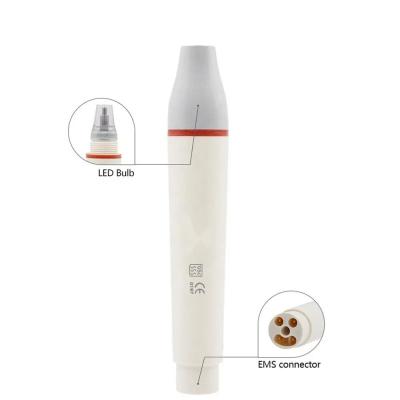 China Detachable Autoclavable Optical Ultrasonic Scaler Five Scaling Tips One Year Warranty in Tooth Car material Plastic for sale