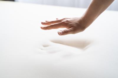 China 587/580/838/887 Silicone Oil Surfactant for Polyurethane Flexible Slab Foam Mattress 5-100 kg/m³ Density Range for sale