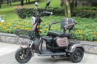 China Drum Brake 1200W Three Wheel Motor Scooters for sale