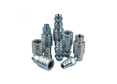 China ISO 5675 Hydraulic Quick Coupling Bulkhead Push Pull Type 1/2 in 3000 PSI for sale