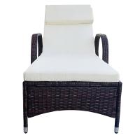 China Leisure Outdoor Rattan Double Sun Bed Rattan Wicker Chaise Lounge Poolside Style Modern Furniture Sunbed with Wheels for sale