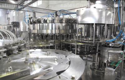 China Beer / Soda Carbonated Beverage Filling Machine for Polyester or Plastic Bottle for sale