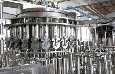 China 3 in 1 Carbonated Drink Filling Machine 2000-20000 BPH Washing Filling Capping for sale