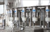 China Automatic 3-in-1 Mineral Water Filling Machine 0.18L-2L Glass Bottle 3000-12000 BPH for sale
