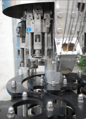 China Automatic Bottle Capper Machine 7200BPH Beer Bottle Capping Equipment 220V 50HZ for sale