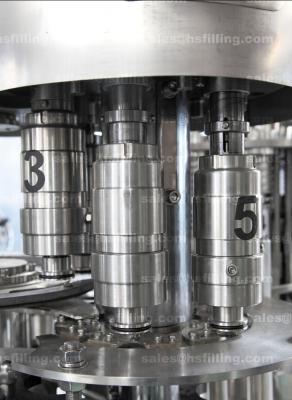 China Full Automatic Multi Head Bottle Capper Machine 5000-7200 BPH for PET Glass Bottles for sale