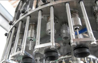 China Electric Carbonated Drinks Aluminum Can Filling Machine 330ml 900ml 2000 Cans Per Hour 0.75Kw for sale