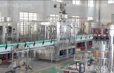 China PLC Controlled 2-in-1 Liquor Bottle Filling Machine 3000-4000 BPH for 0.25L-2L Glass Bottles for sale