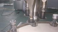 China Glass Bottle ROPP Cap Sealing Bottle Capper Machine With Single Head for sale
