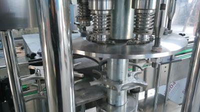 China 6 Heads Screw Capping Machine Full PLC Control For PET Bottle for sale