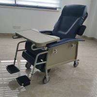 China Folding Ajustable Hospital Luxurios Residential Recliner Chair Bed for sale