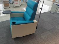 China Comfortable Folding Ajustable Hospital Luxurious Patient Transfusion Chair for sale