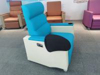 China Comfortable Folding Ajustable Hospital Luxurious Patient Transfusion Chair for sale