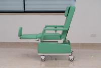 China Mobile Comfortable Folding Ajustable Hospital Medical Electric Blood Donation Collection Chair for sale