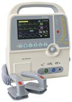 China Biphasic Defibrillator Monitor 7 Inch TFT Portable Emergency Cardiac Defi-Monitor with ECG NIBP SpO2 Temp for sale