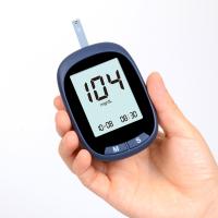 China Accurate Blood Glucose Meter Blood Glucose Monitor Blood Sugar Meter with 50 test Strips & 50 Sterile Lancets for sale