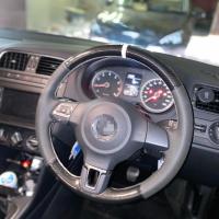China 3-Spoke Hand Sewing Carbon Leather Steering Wheel Cover for Volkswagen VW Golf 6 Plus Polo 5 Tiguan Touran Caddy Jetta for sale