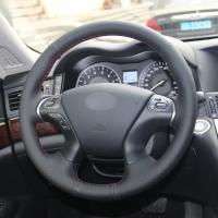 China Hand Sewing Black Leather Steering Wheel Cover Stitch for Infiniti Q70 QX60 2014-2019 for sale