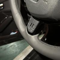 China Durable Grey Faux Leather Hand Sewing Steering Wheel Cover for Honda Civic 11 2022 for sale