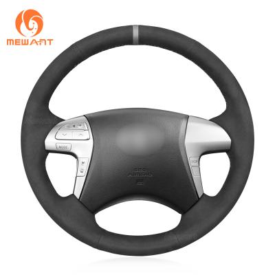 China Customizable and Durable Premium Hand-Stitched Suede Steering Wheel Cover for Toyota Kijiang Innova 2012-2016 (2.0 AT, 2.5 STD) for sale