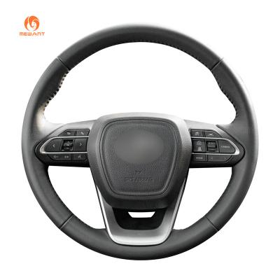 China Hand Stitching Artificial Leather Custom Steering Wheel Cover for Toyota All New Kijang Innova Venturer Zenix G V M O 2020-2023 for sale