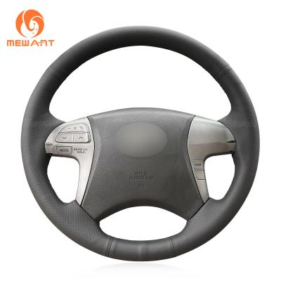 China Hand Sewing PU Leather Grey DIY Steering Wheel Cover For Toyota Highlander Camry Isis Mark X Zio Premio Noah Previa 2006-2015 for sale