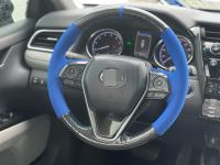 China Custom Hand Stitching Leather Carbon Steering Wheel Cover for Toyota Corolla RAV4 Avalon 2019-2020 Camry 2018-2020 for sale
