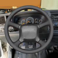 China Hand sewing PU leather  Steering Wheel Cover  For Chevrolet Silverado 1500 1999-2002 for sale