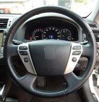 China Genuine Leather Hand Stitching Steering Wheel Cover Car with Grip for Toyota Crown 2006 2007 2008 2009 2010-2014 for sale