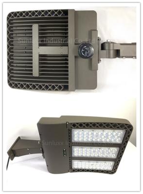 China Free Maintenance LED Parking Lot Lights 300W Shoebox Street Light Fixtures for sale