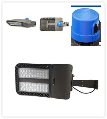 China Outdoor Security Lighting LED Shoebox Retrofit Kit 200W With Photocell Sensor for sale