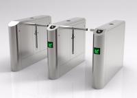 China Anti-Pinch Drop Arm Turnstile SS304 Cabinet 1200x165x1000mm with 40W Power Consumption for sale