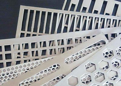 China Round Square Hexagonal 304 Stainless Steel Punched Metal Sheet Customizable Hole Shapes Control for sale