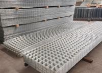 China Hot Dipped Welded Wire Mesh Farm Fence Iron Wire Panel BWG18 BWG8 Silver for Livestock Protection for sale