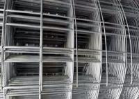 China Flexible Corrosion Resistant Galvanized Agricultural Wire Mesh Fencing 30m - 50m for sale