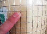 China 40-120g/M2 Hot Dipped Galvanised Iron Mesh Square Wire Mesh For Protection for sale