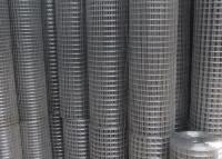 China Low Carbon Steel Wire Galvanized Welded Mesh Wire Animal Fence Or Netting Rolls With 5/8'' Mesh Size for sale