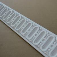 China GB-82028 Pop Urethane 3D Moisture-Proof Decorating Cornices Moldings For Town House for sale