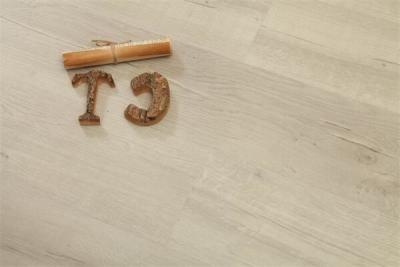 China PVC Click Spc Vinyl Flooring Planks Anti Stain 5.5mm 9