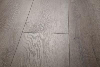 China PVC Pure Spc Flooring Anti Slip Embossed 4mm 6mm 5mm for sale