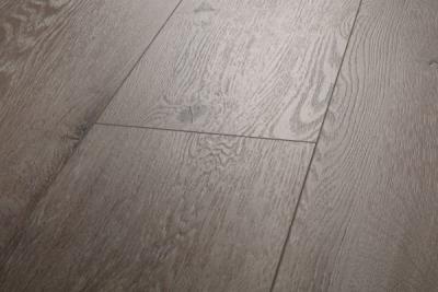 China Hybrid Flooring Spc Embossed Flooring 5.5mm Anti Moisture Waterproof for sale