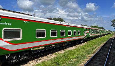 China 1000mm Gauge Railway Luggage Brake Van 80km/h Passenger Baggage Coach for sale