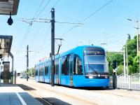 China High-Capacity Low-Floor LRV for Modern Urban Transit for sale