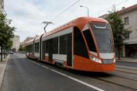 China 70 Percent Low Floor LRV 1435mm Gauge Urban Tram 70km/h for sale
