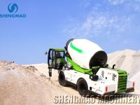 China 6.5m3 Self Loading Concrete Mixer with 26 m³/h Productivity and 40 km/h Travel Speed for sale