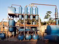 China 300 Square Meters Area Needed for Waste Tire and Plastic to Fuel Oil Pyrolysis Machine for sale